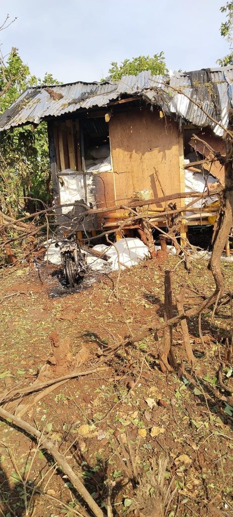 ဒီးမော့ဆို အနောက်ဘက်ခြမ်းတွင် ဗုံးကြဲတိုက်ခိုက်ခံရမှုကြောင့် ထိခိုက်သေဆုံးမှုရှိ သံလွင်ခက်